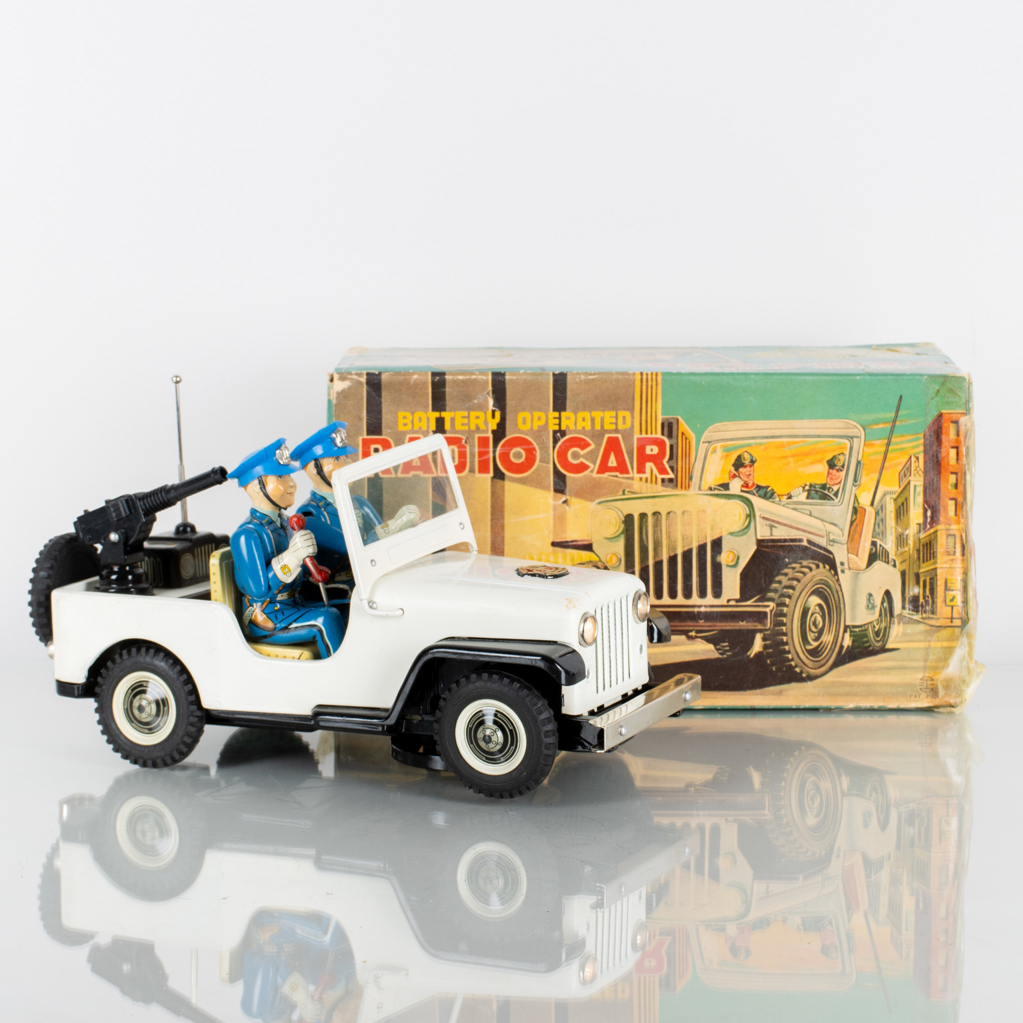 LEKSAK, bil, metall, Japan, 1900-talets mitt | Auktion