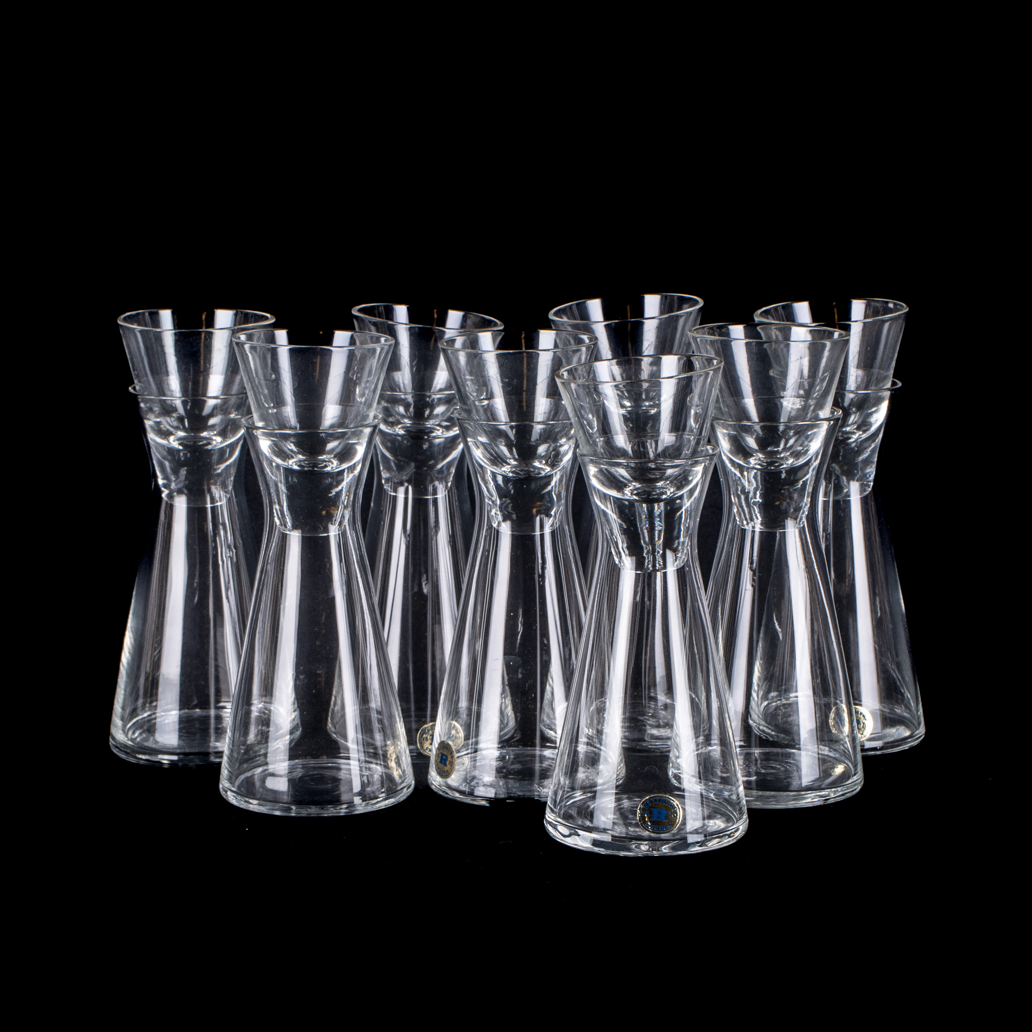 SNAPSKARFFER MED SNAPSGLAS, 8 st, glas, Reijmyre, 1900- | Auktion